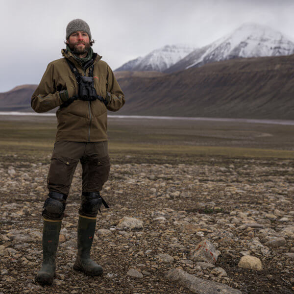 Wolves: Photography by Ronan Donovan to Exhibit at the National Museum ...